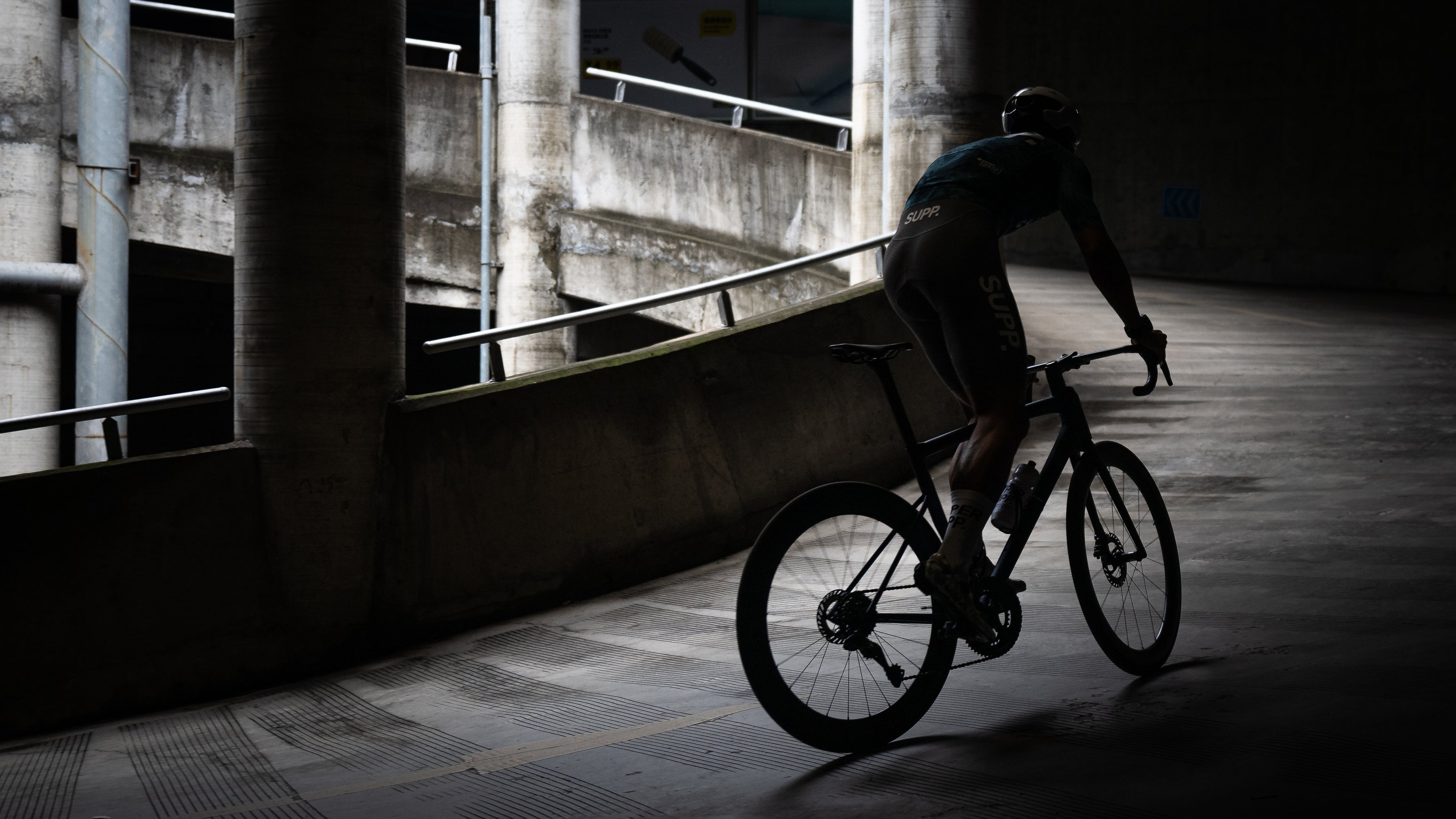 hypersupp. | Provide hyper supplies for cyclists.