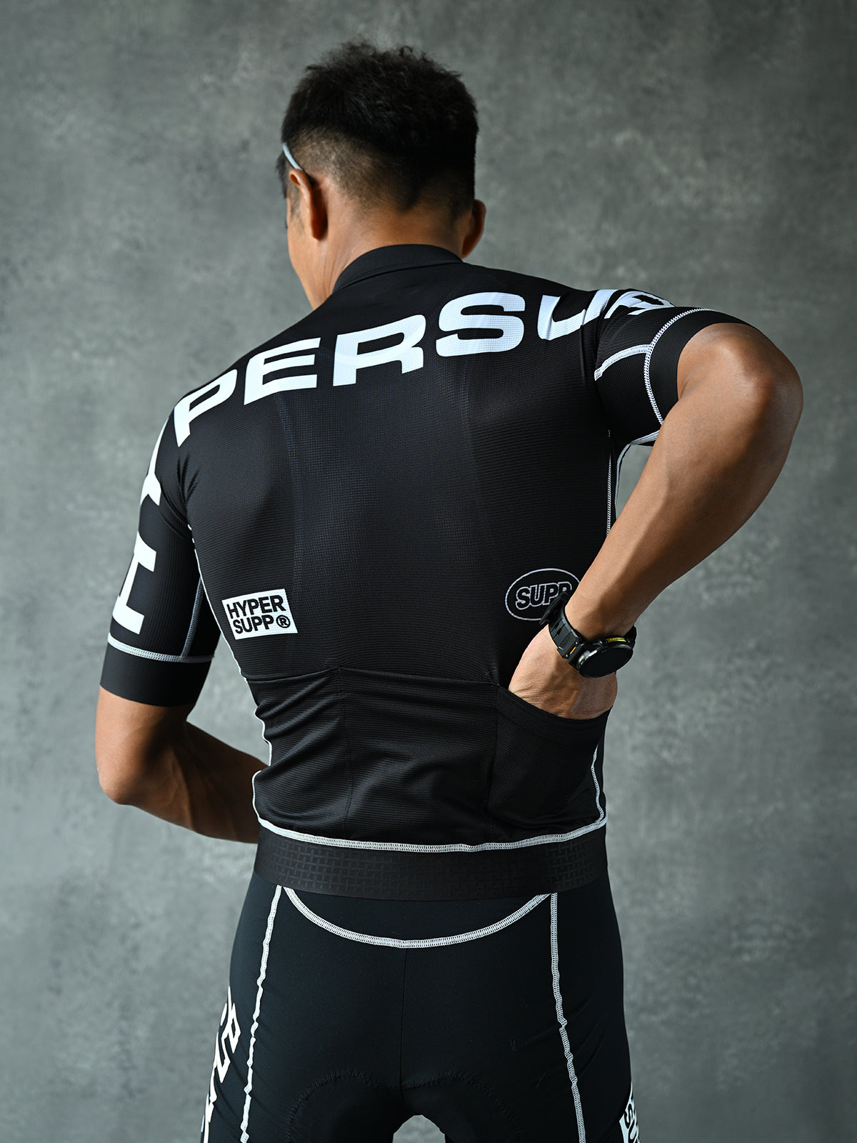 hypersupp. | Provide hyper supplies for cyclists.
